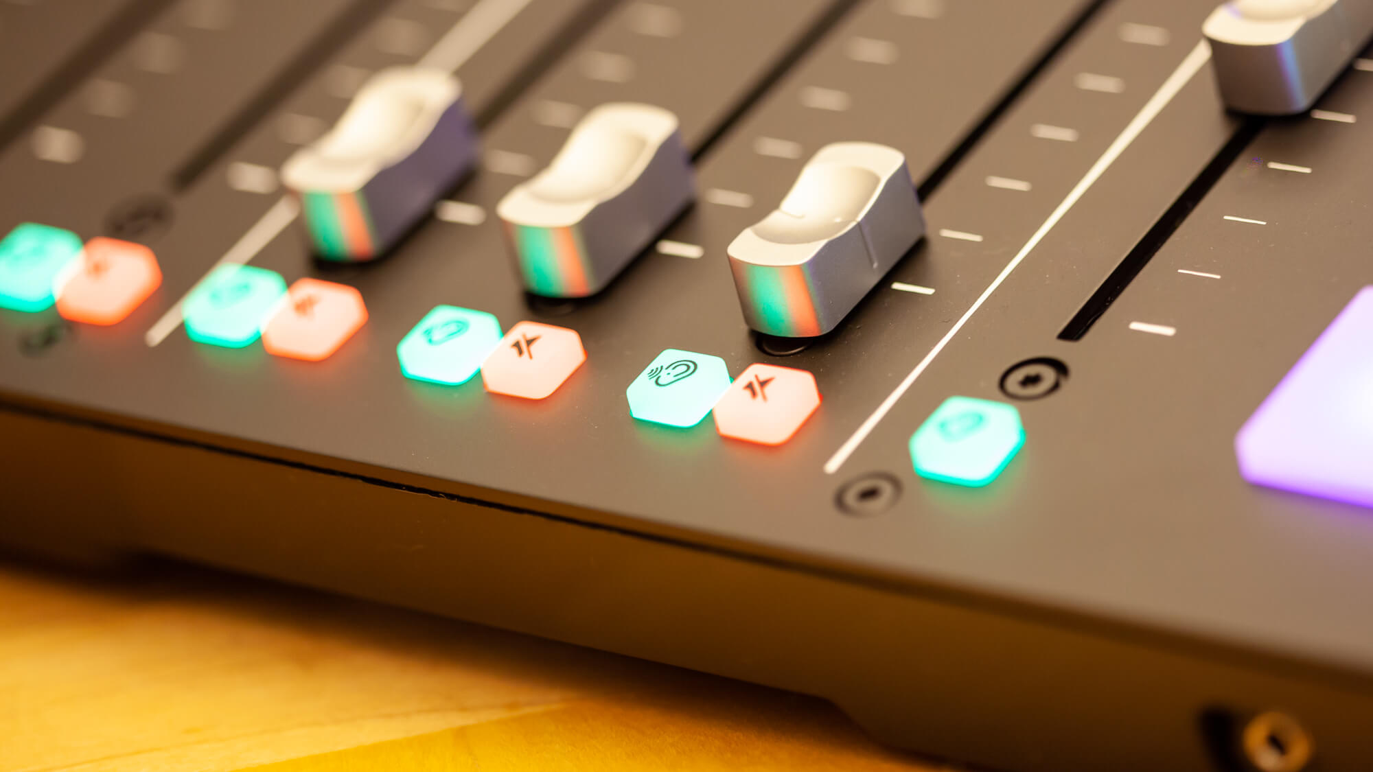 New Multimedia Equipment - UCSF Library