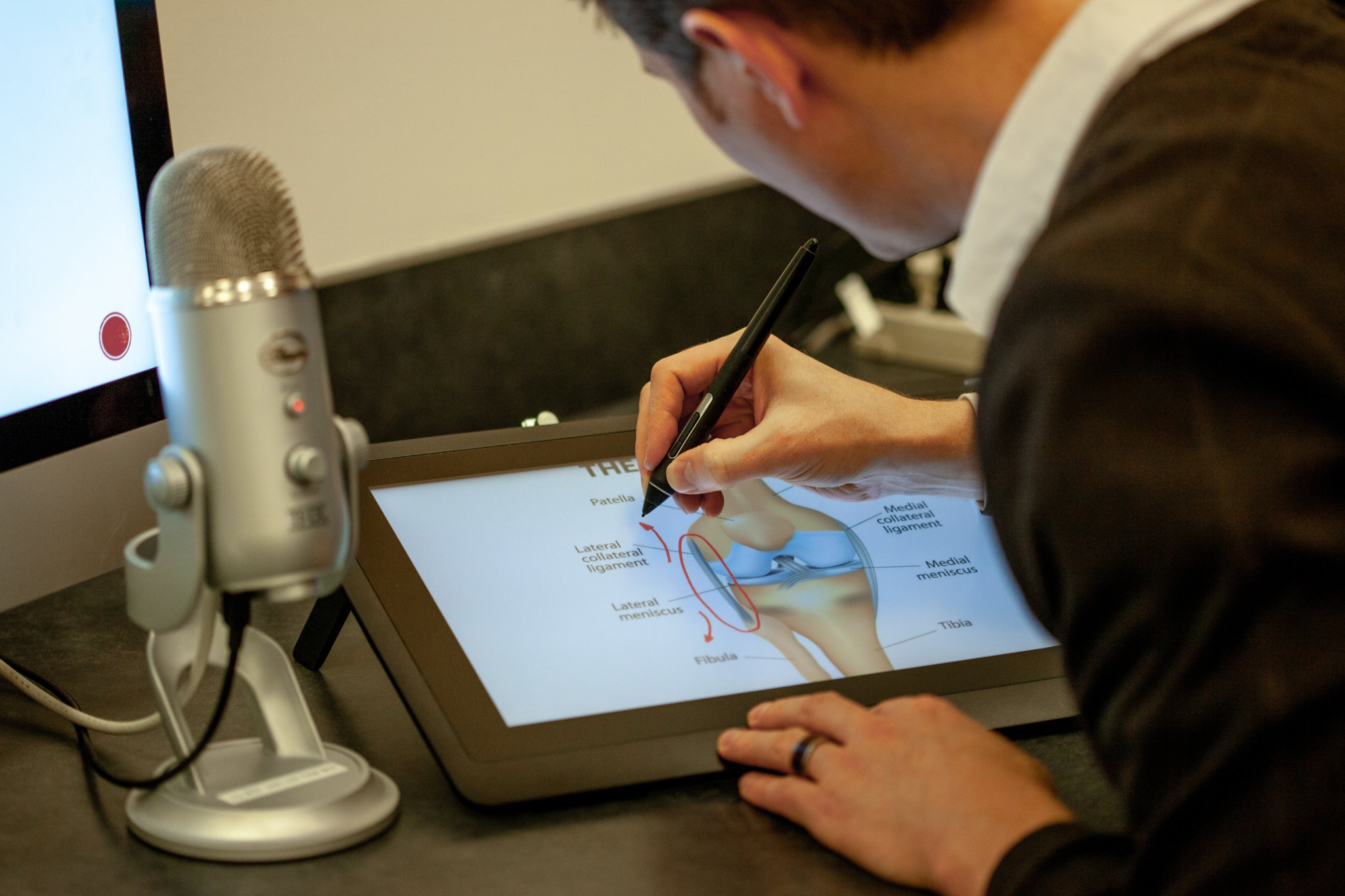 New Multimedia Equipment - UCSF Library